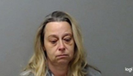 Stabbing leads to arrest of MH woman | Baxter Bulletin