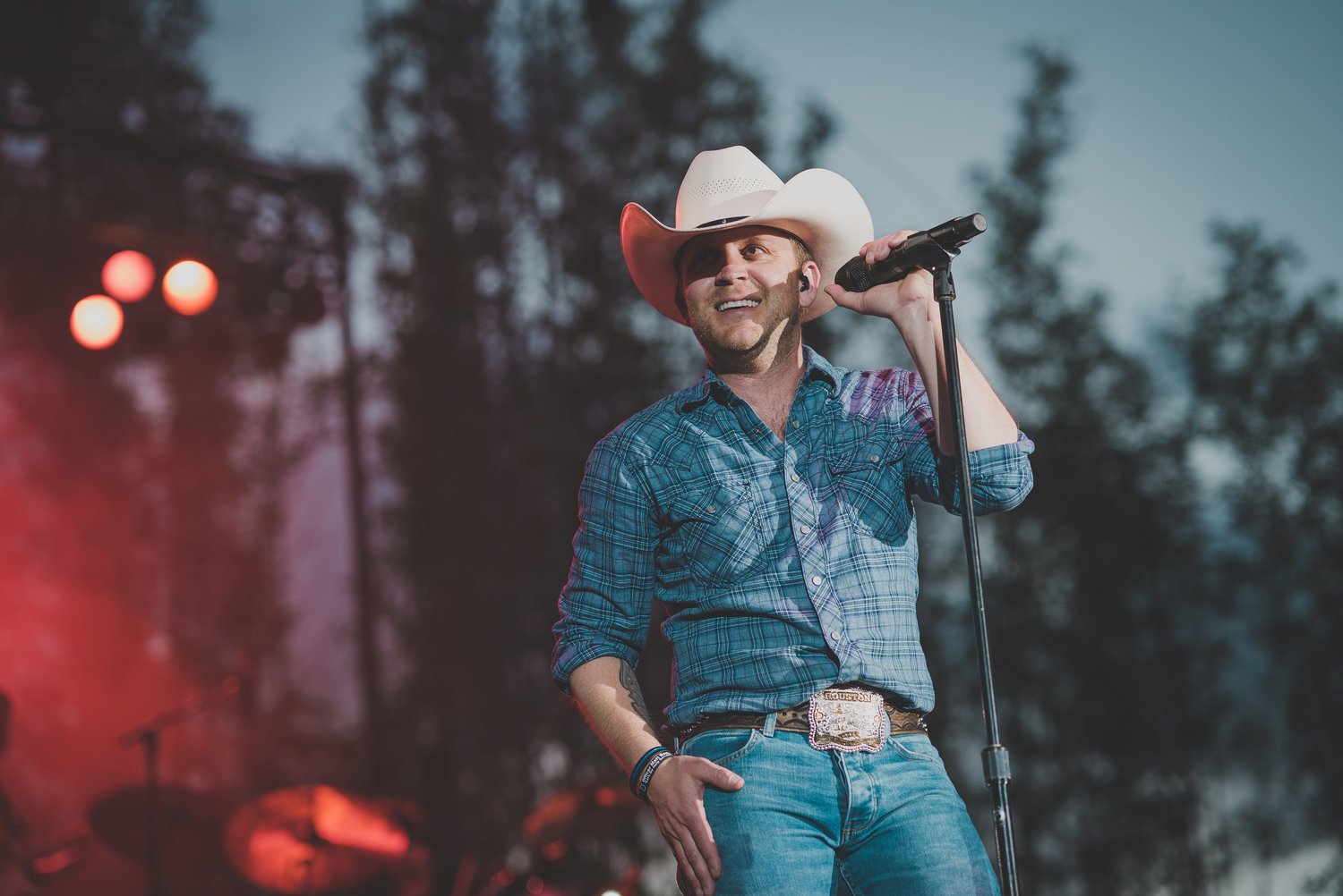 One Moore time: Baxter Healthcare Concert Series closes with country ...