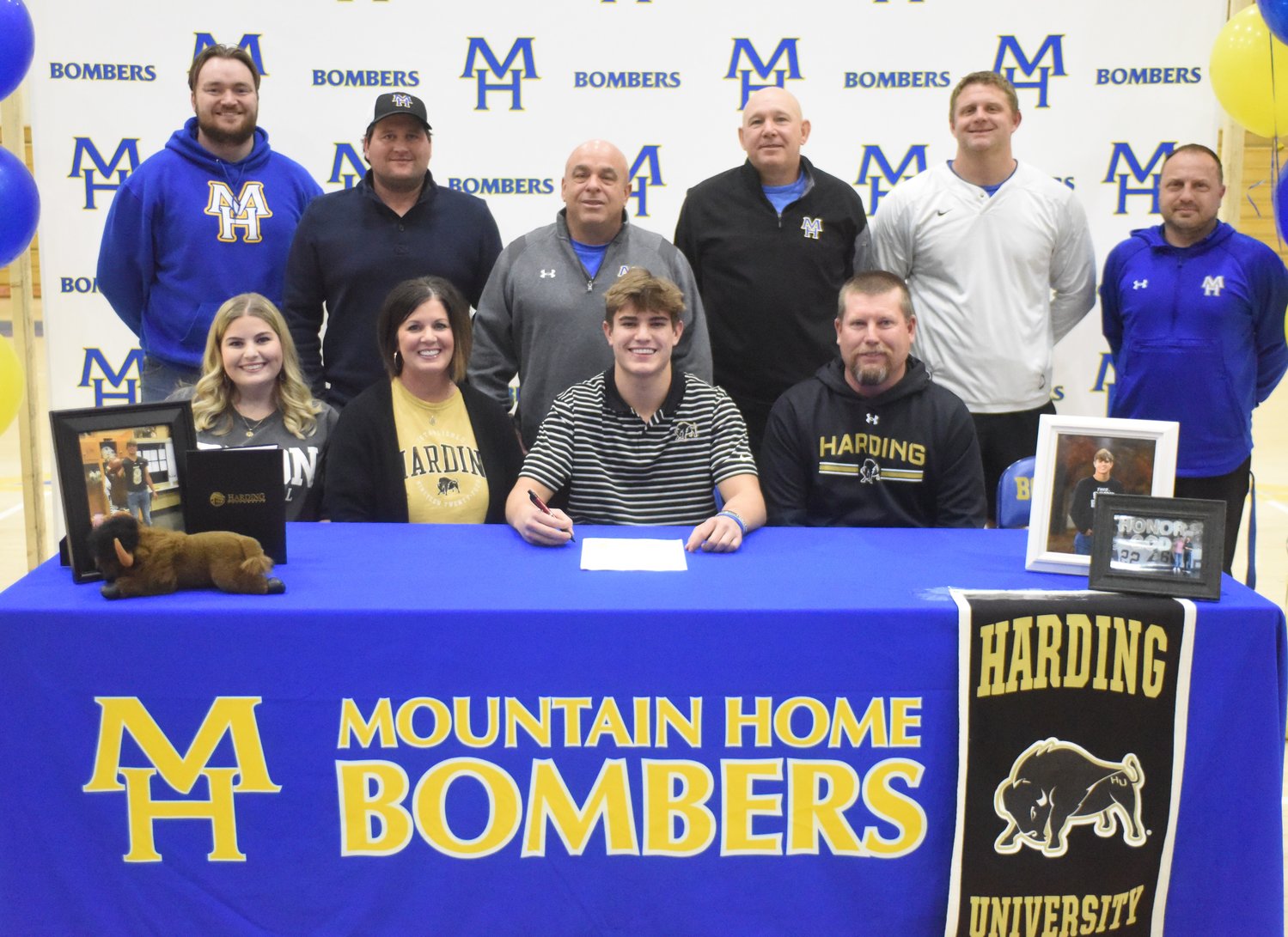 Mountain Home's Barnett inks with Harding University | Baxter Bulletin