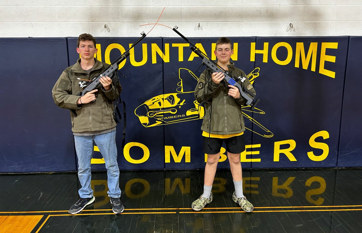 NRA donates to MHHS marksmanship program | Baxter Bulletin