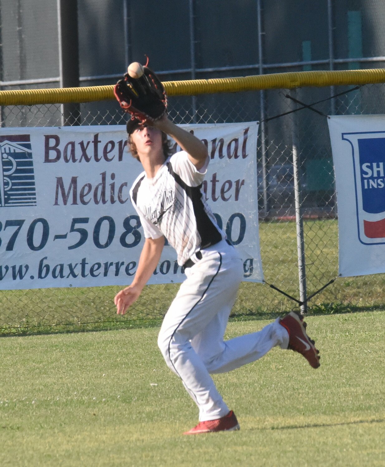 Alley-White splits with Ava Bears | Baxter Bulletin