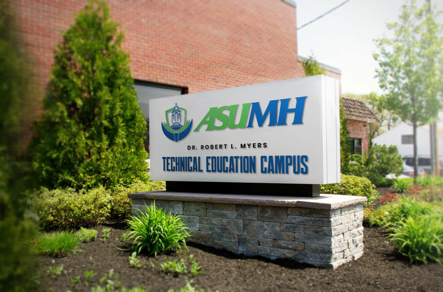 The future’s so bright at ASUMH’s Tech Center, I gotta wear eye ...