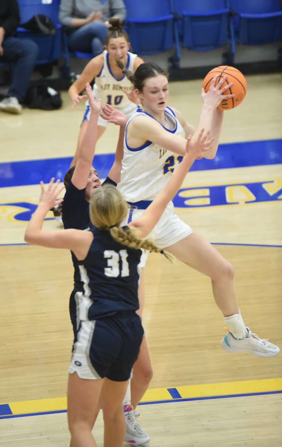 Lady Bombers knock off No. 1 Greenwood | Baxter Bulletin