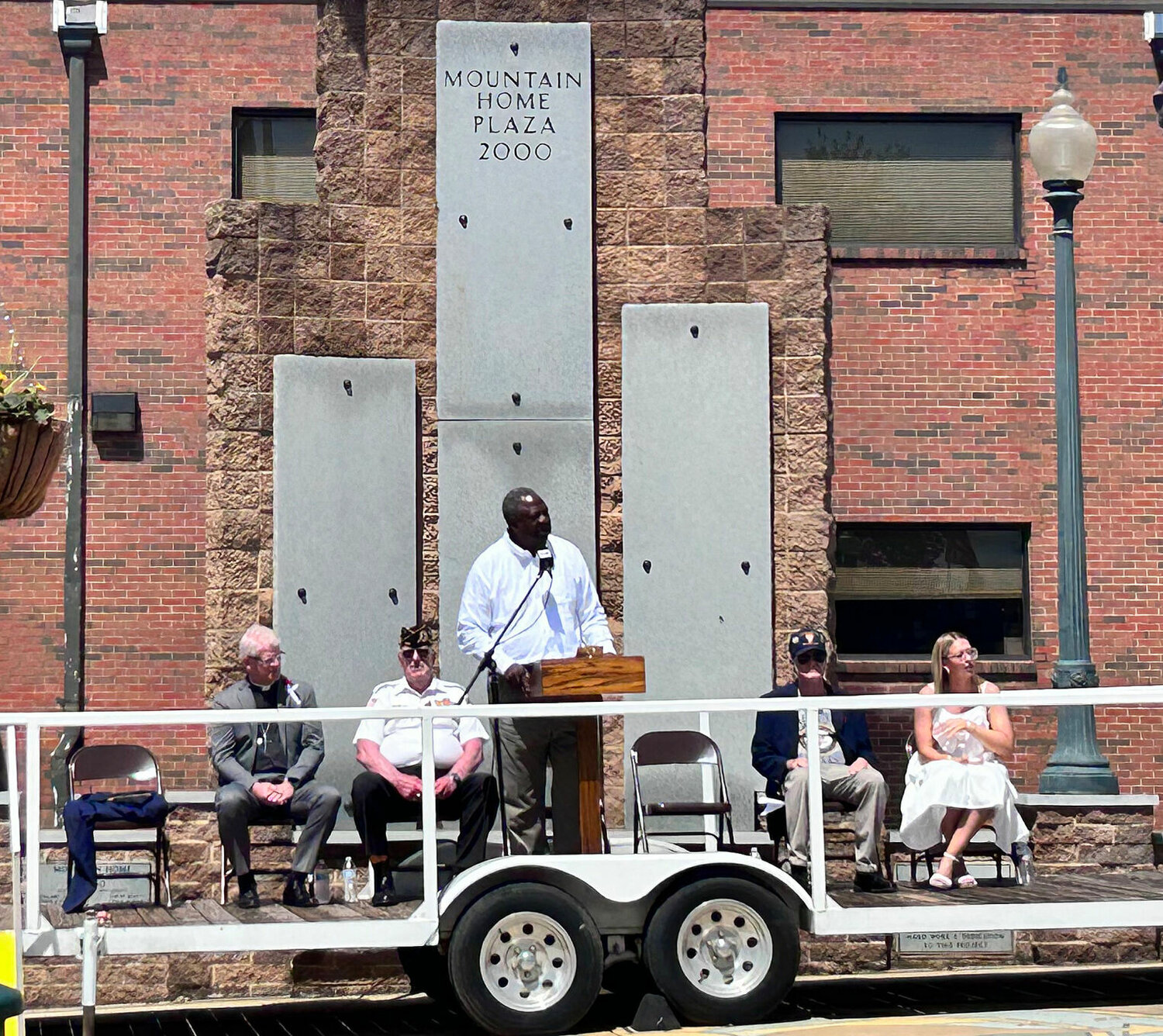 Memorial Day ceremony sees large turnout after storms | Baxter Bulletin