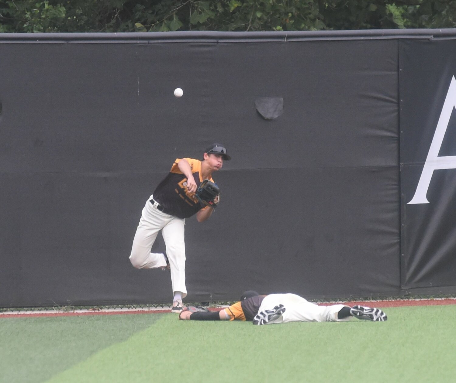 Sheridan stings Lockeroom to open state tourney | Baxter Bulletin