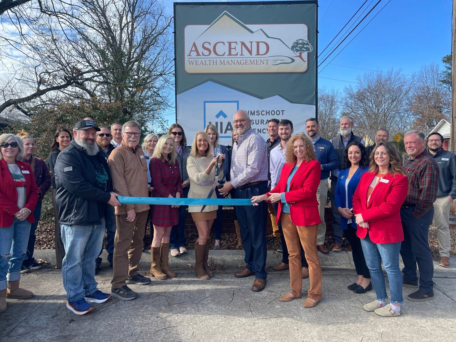 MH Chamber cuts ribbon at Ascend Wealth Management | Baxter Bulletin