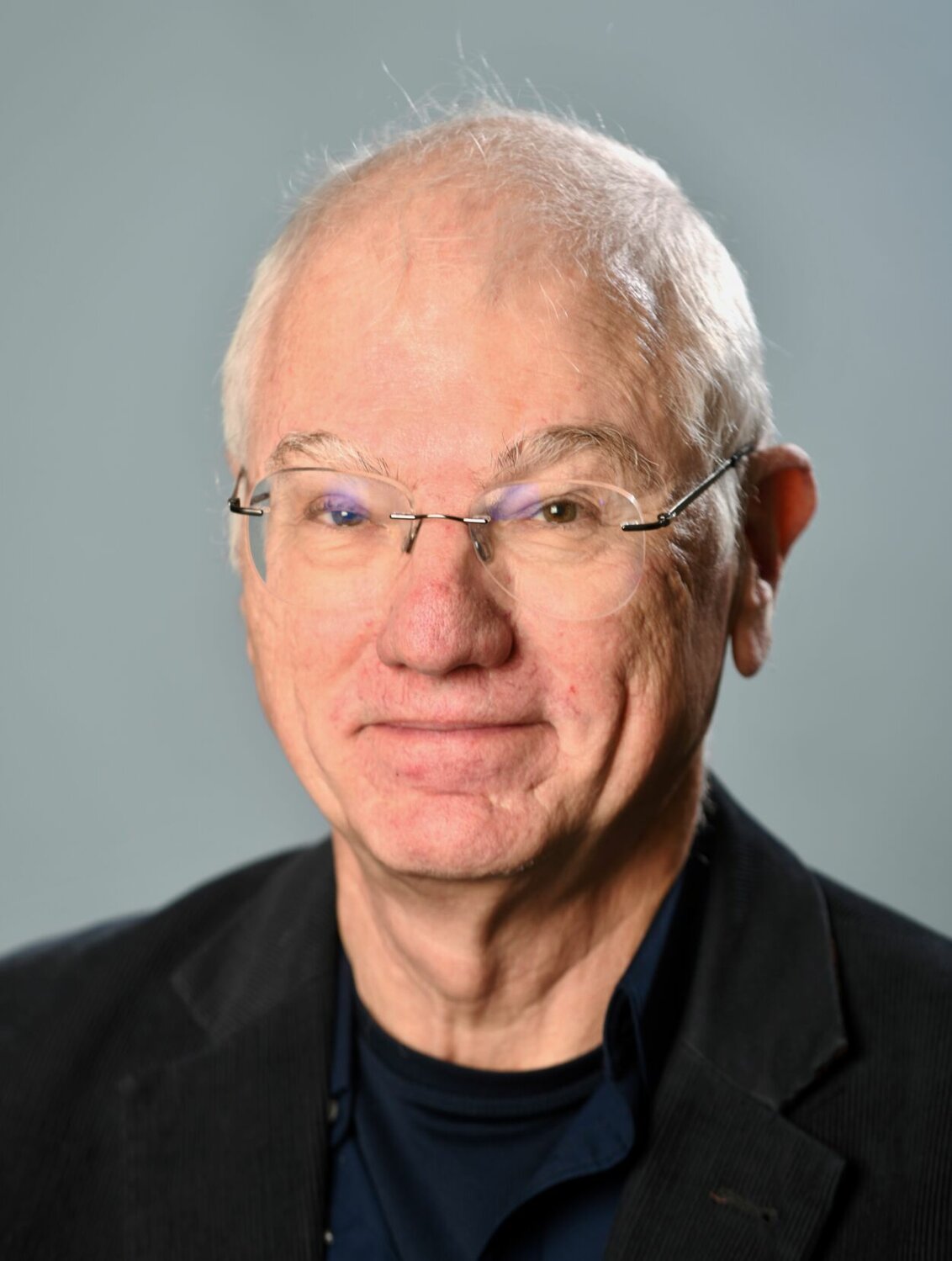 Don’t judge a pastor’s books by their covers | Baxter Bulletin