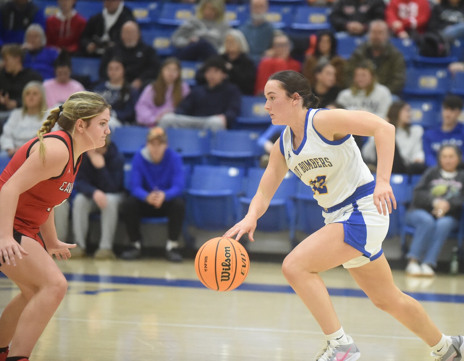 Lady Bombers annihilate Cavewomen to open tourney | Baxter Bulletin
