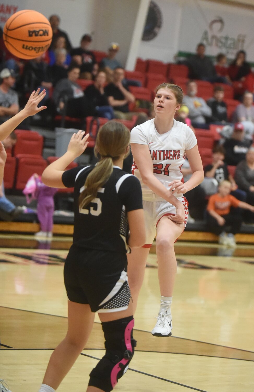 Norfork Lady Panthers fight past Lady Pirates, 56-54 | Baxter Bulletin