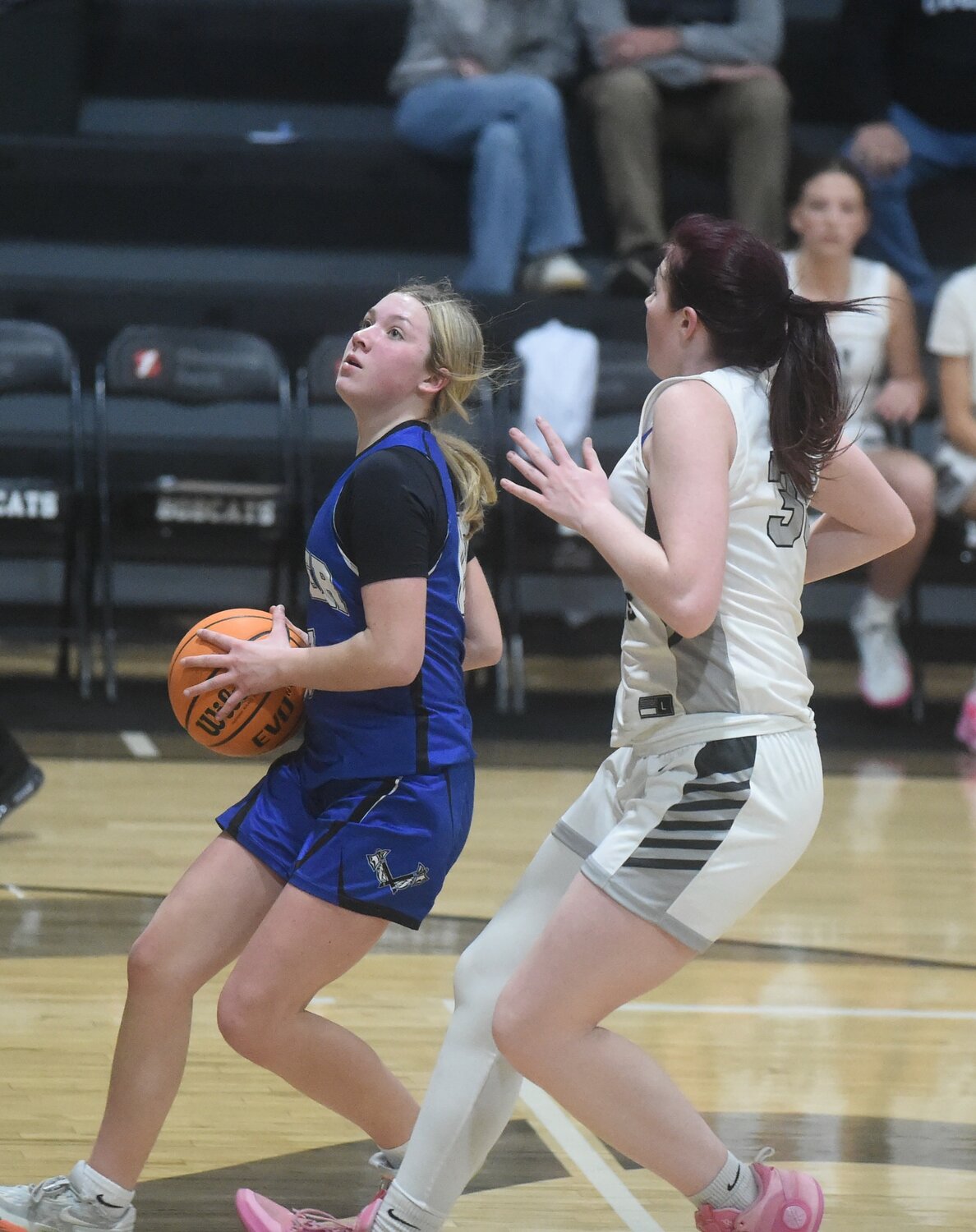 Lady Cougars hold off Lady Warriors in 2A-2 tourney | Baxter Bulletin