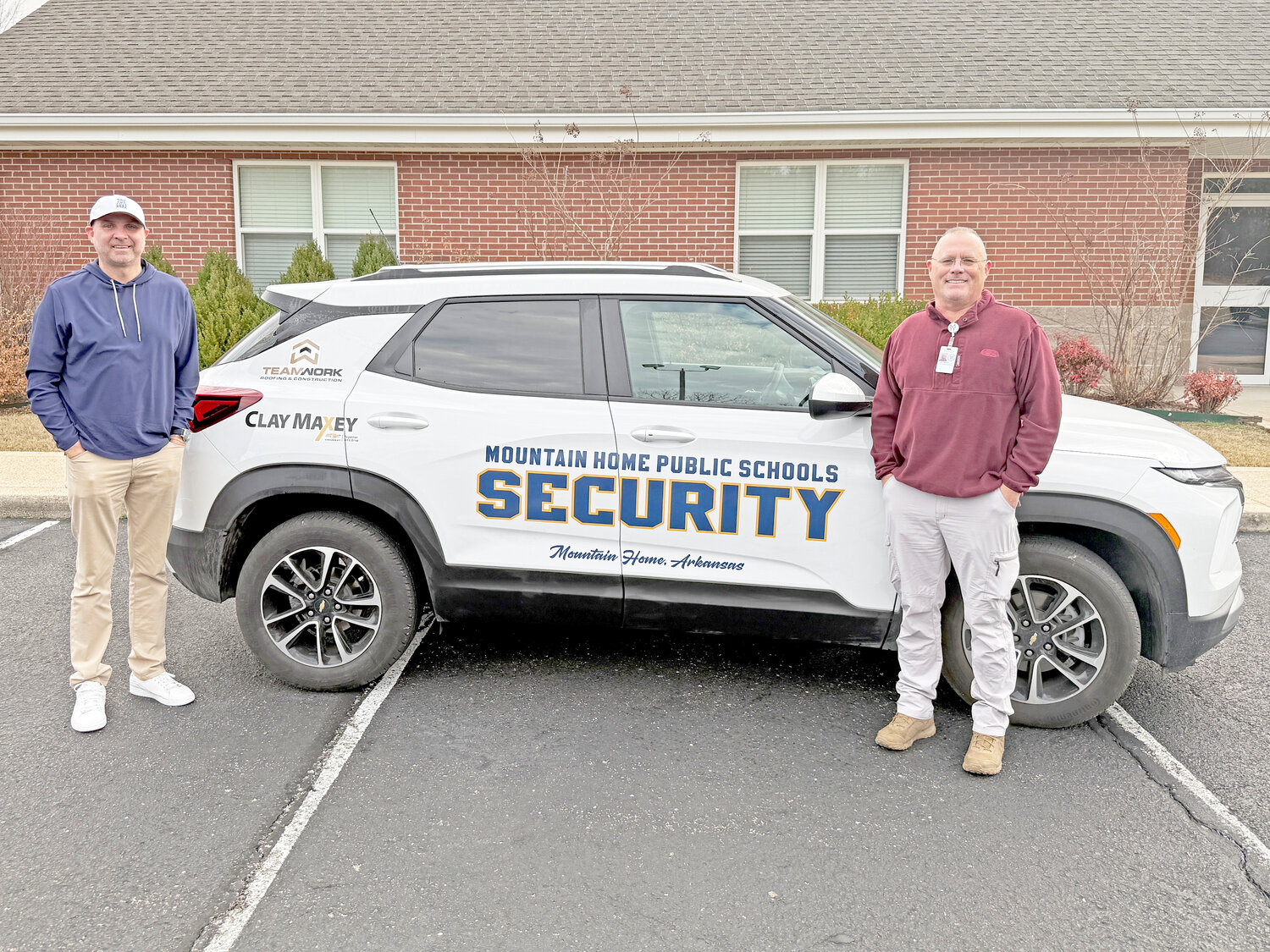 Businesses provide school security vehicle for MHPS | Baxter Bulletin