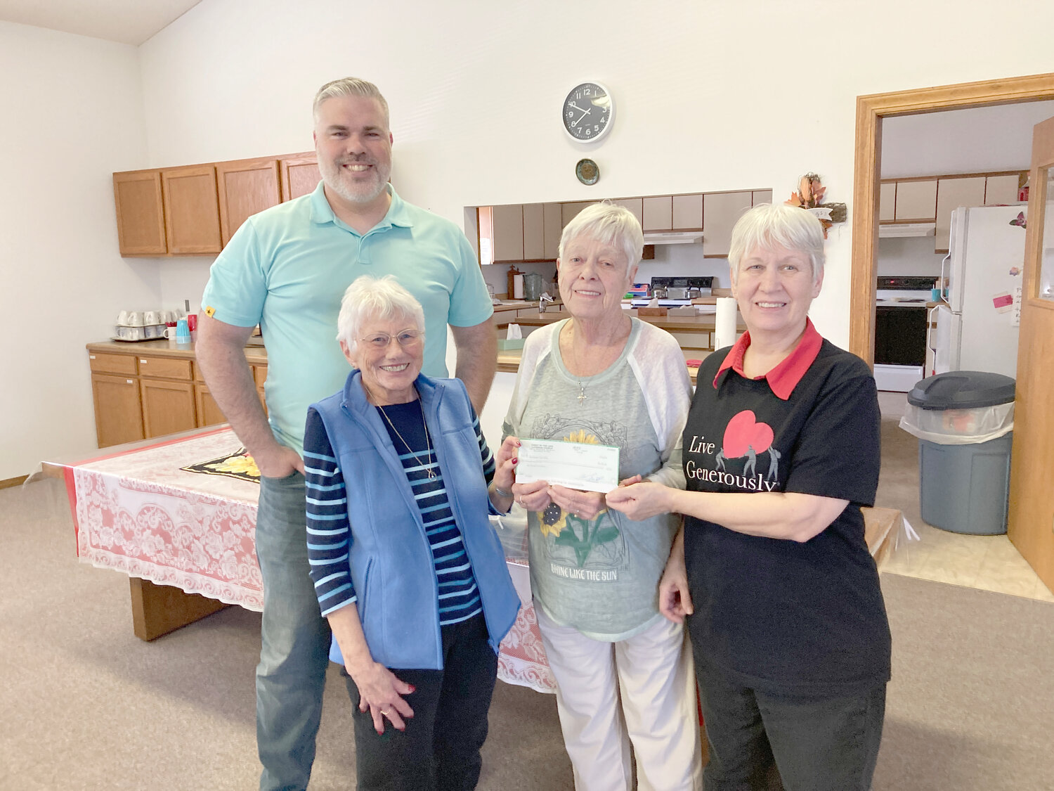 Soup Sisters donate to Bull Shoals Food Pantry | Baxter Bulletin